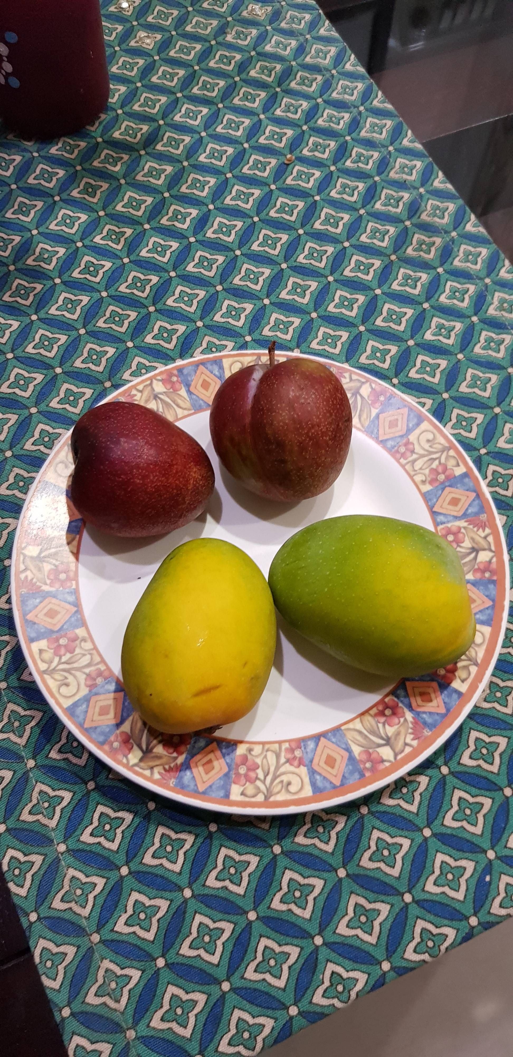 Fresh fruit from Una, Himachal Pradesh, courtesy ... - Samsung Members