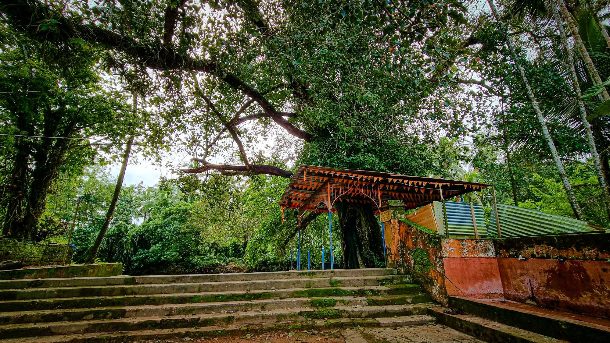 Madhur Ganapathi Temple - Samsung Members
