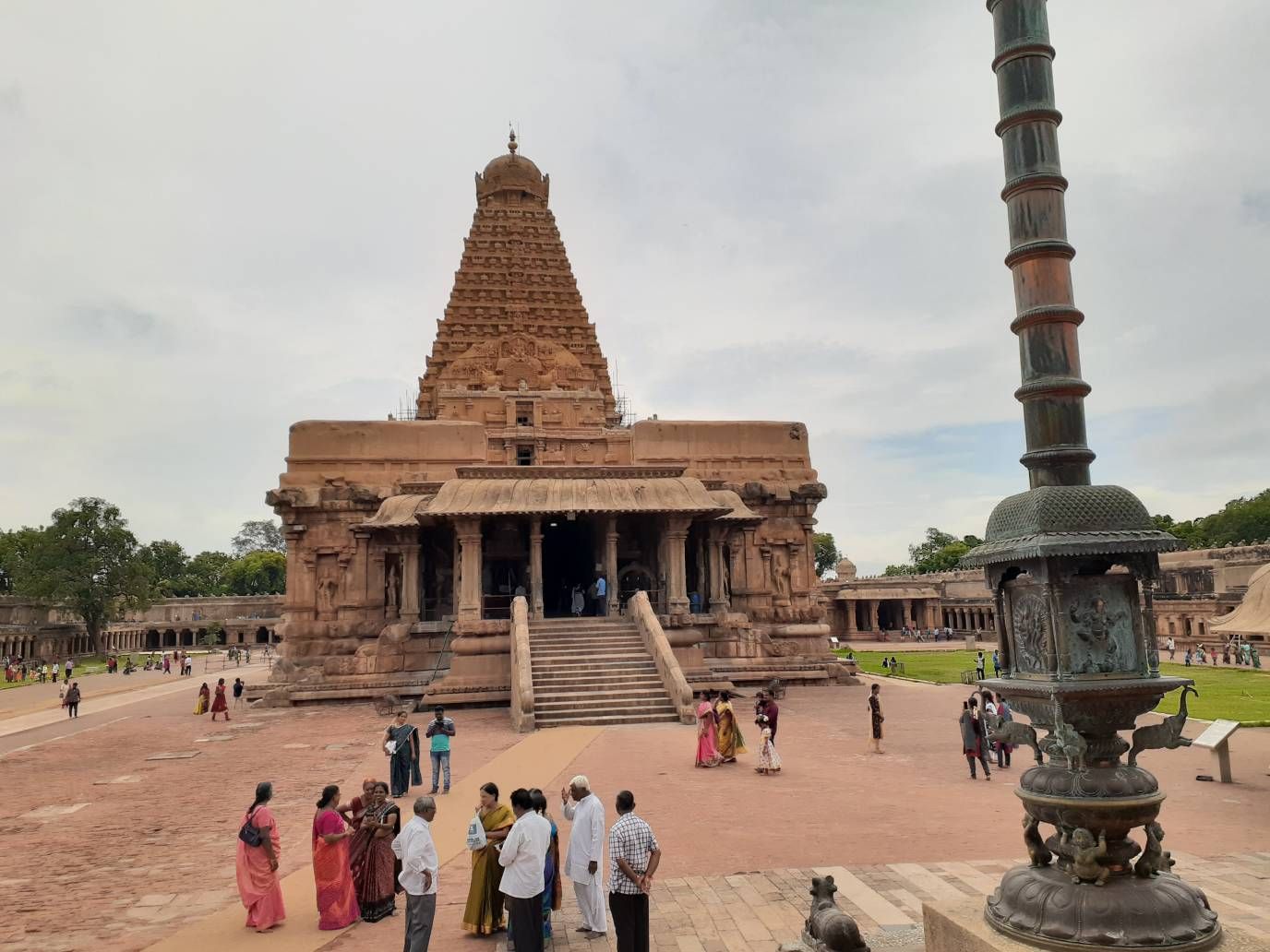 raja raja chole build temple tanjore - Samsung Members