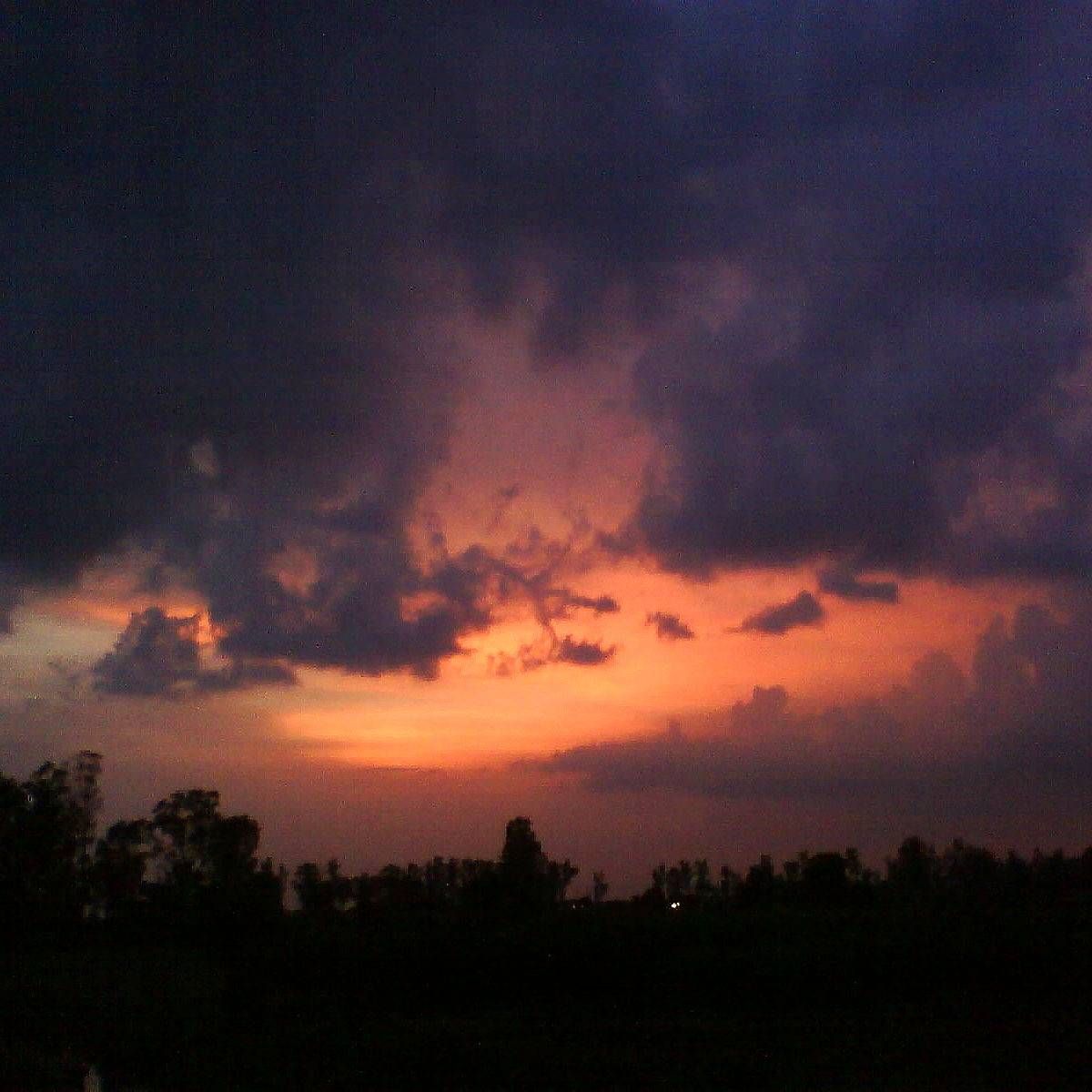 Volcano Orange Color - OBSESSION - Samsung Members