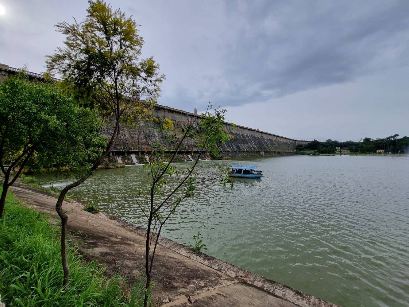 Brindavan Garden Dam (Mysore) - Samsung Members