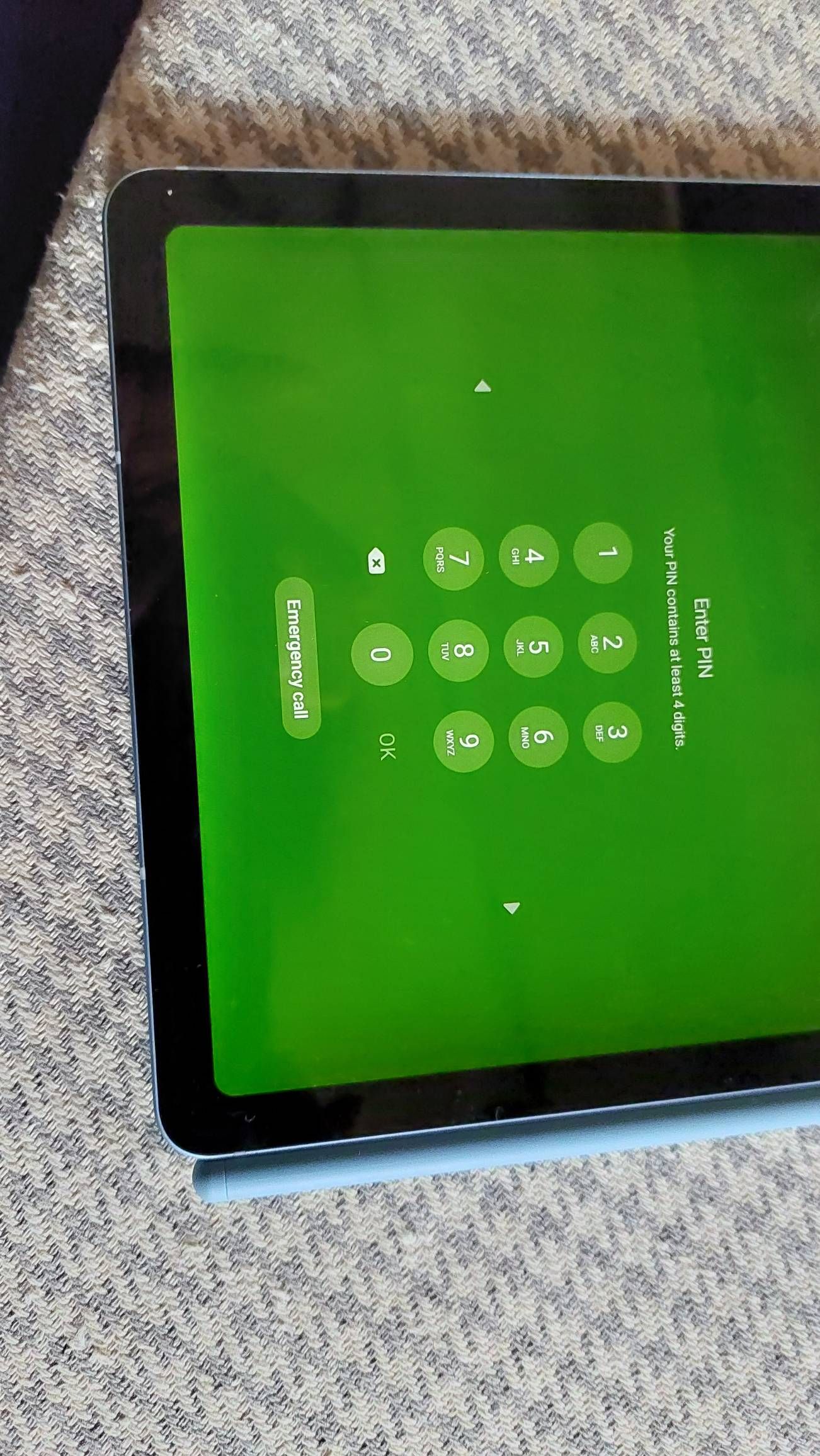 Tab S6 lite 2022 screen bleeding issue - Samsung Members