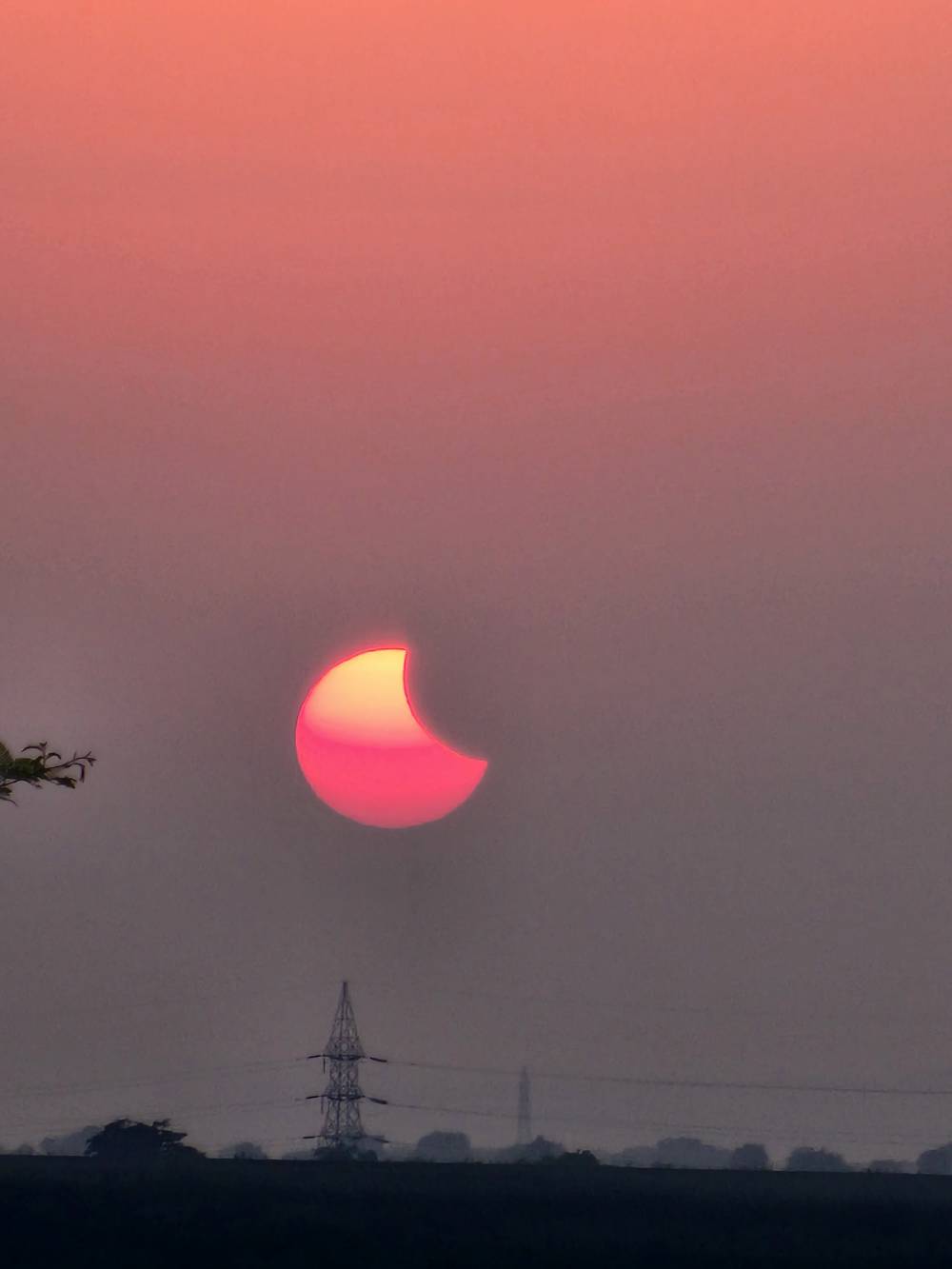 Solar eclipse shot on s22 ultra - Samsung Members
