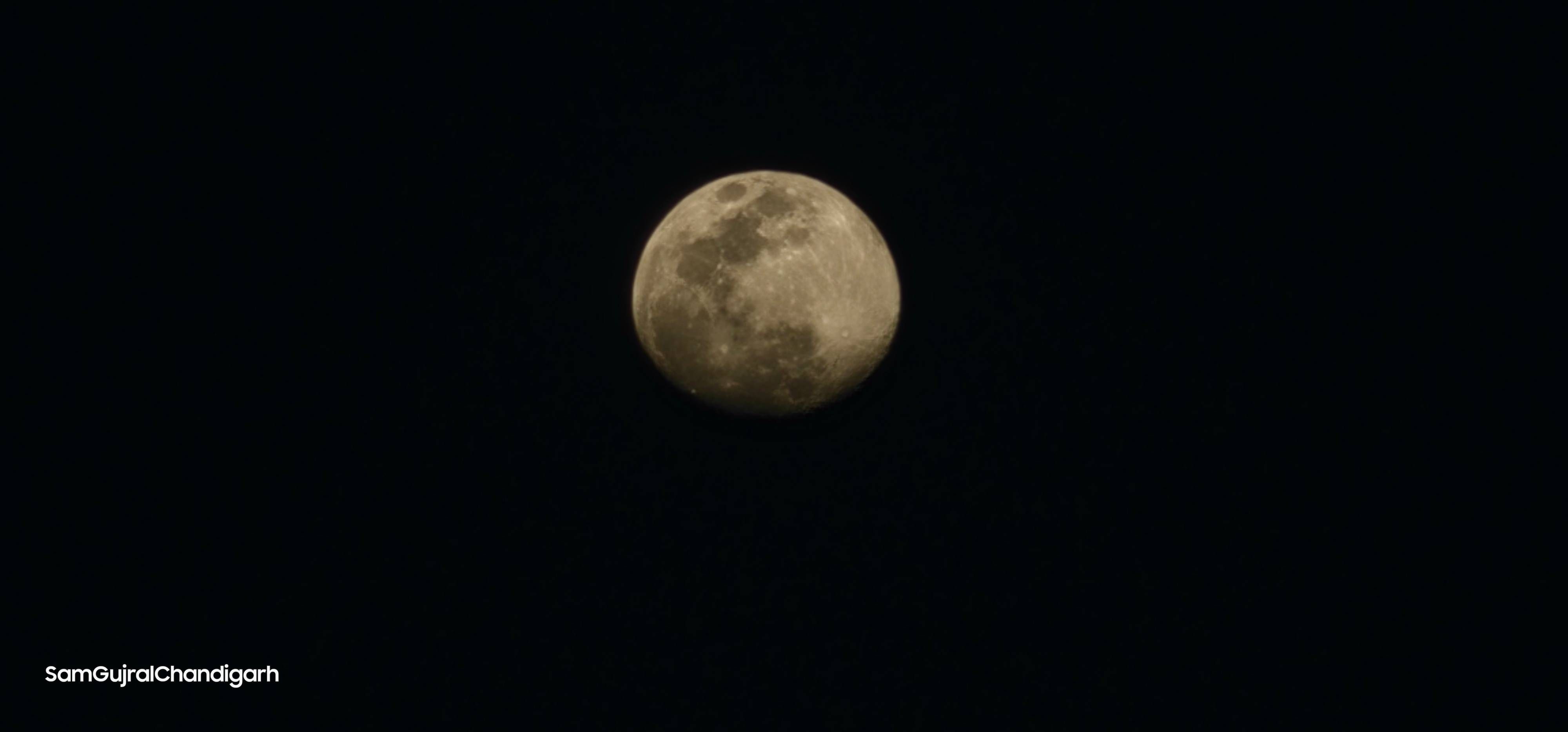 S23 Ultra Moon - Samsung Members