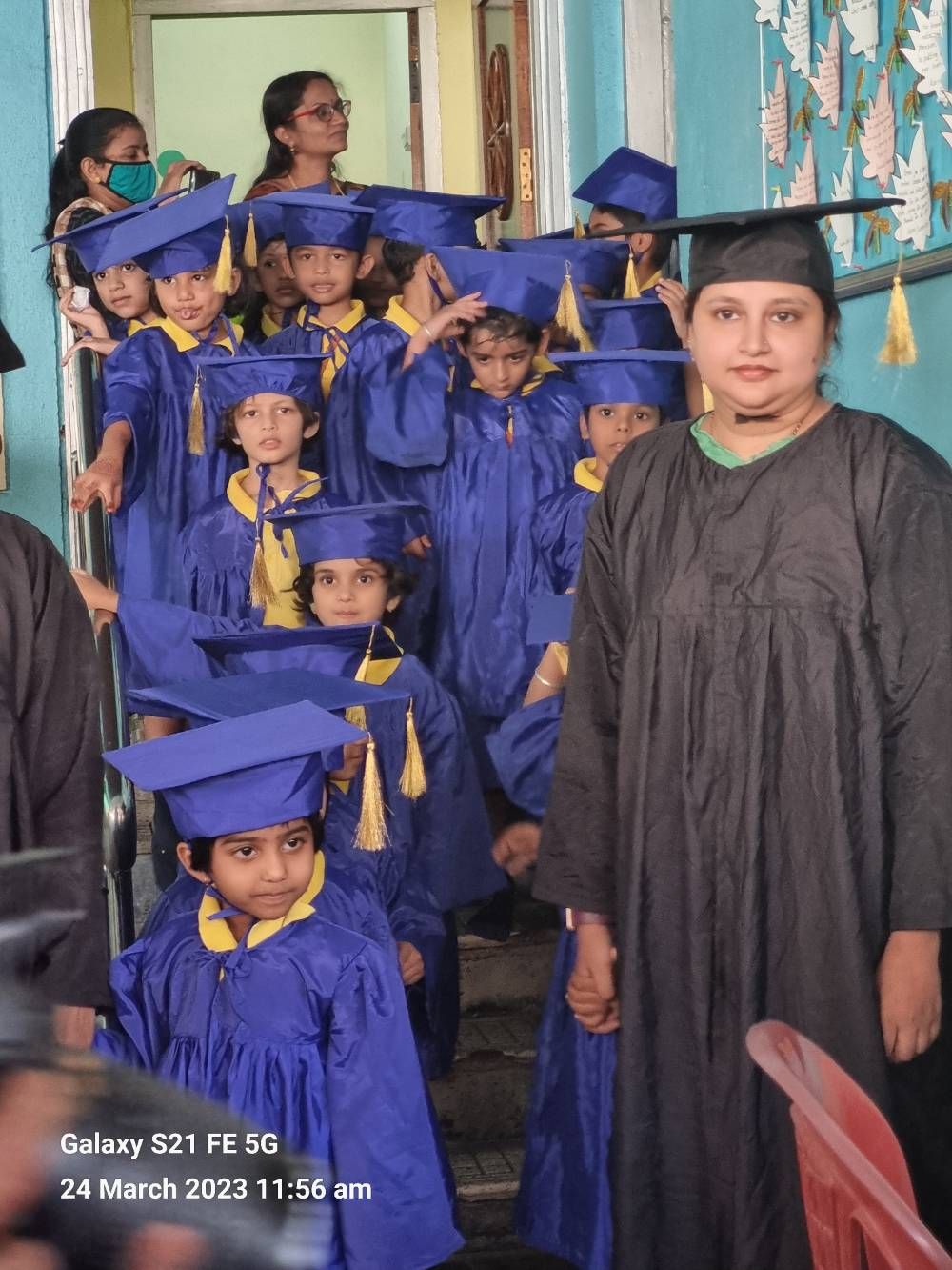 Daughters graduation day at school KIDZEE - Samsung Members