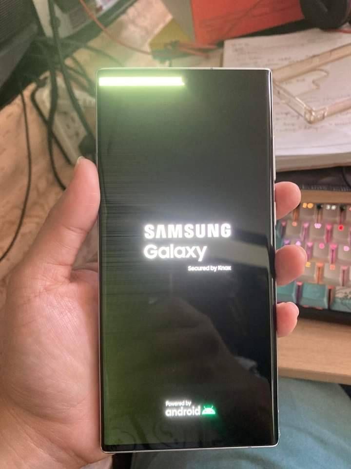 Solved: Display issue after the one UI 6 update on S22Ultr... - Samsung ...