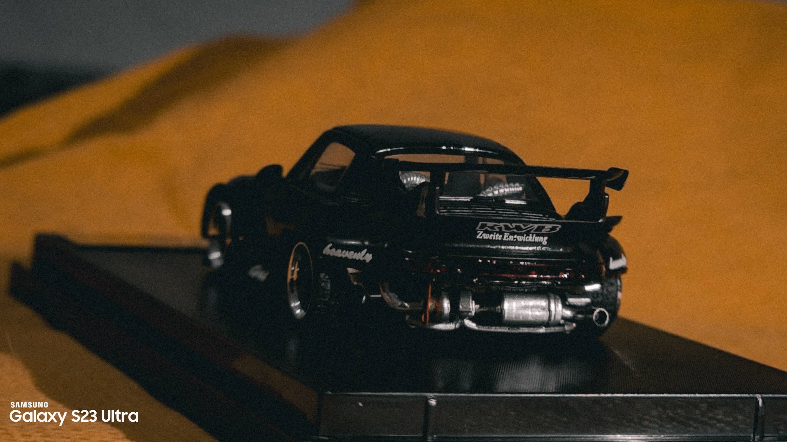 RWB Diecast 190/999 - Samsung Members