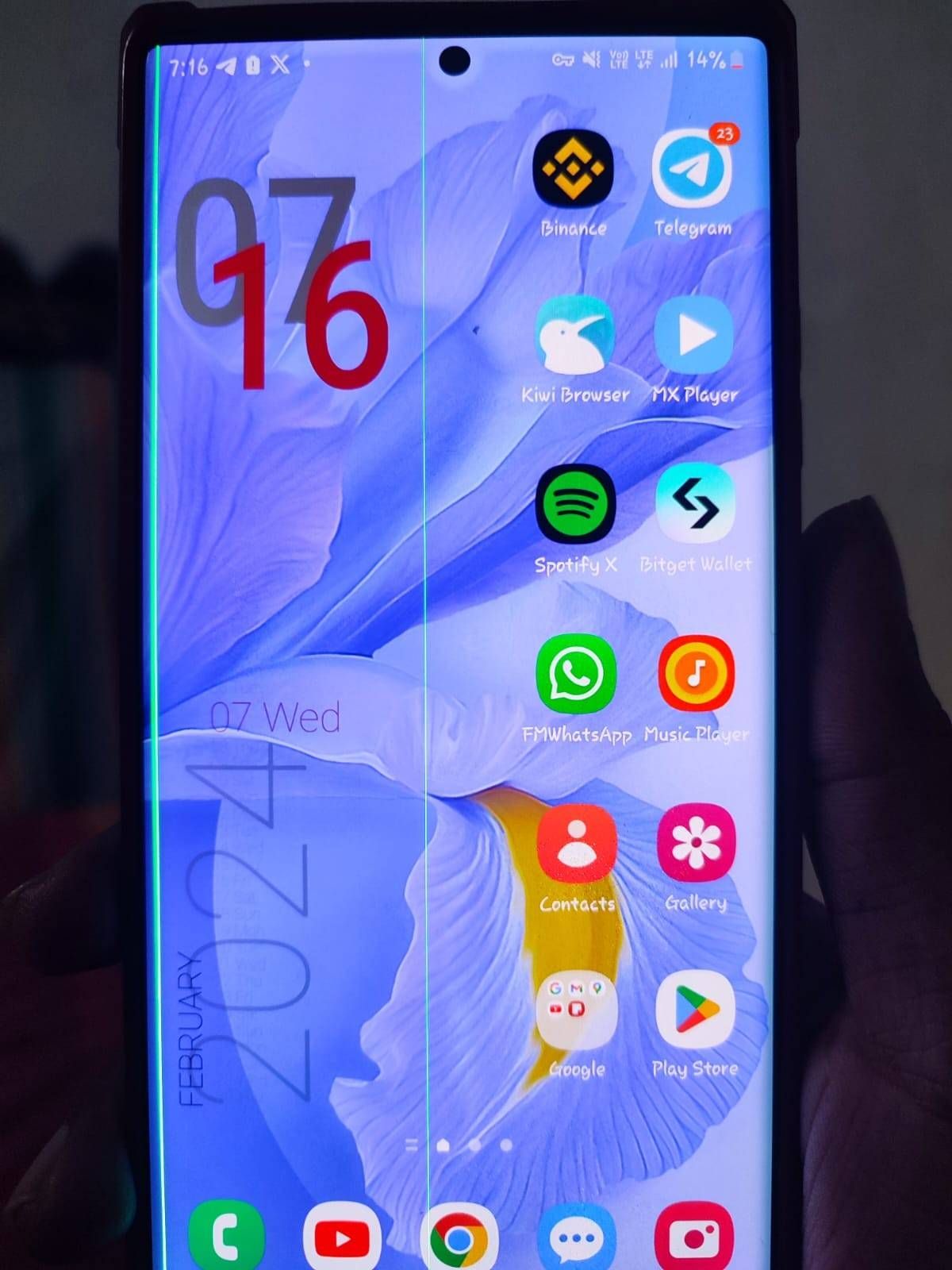 Samsung note 20 ultra green line issue - Samsung Members