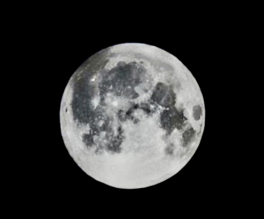 Perfect Moonshot - fold 4 - Samsung Members