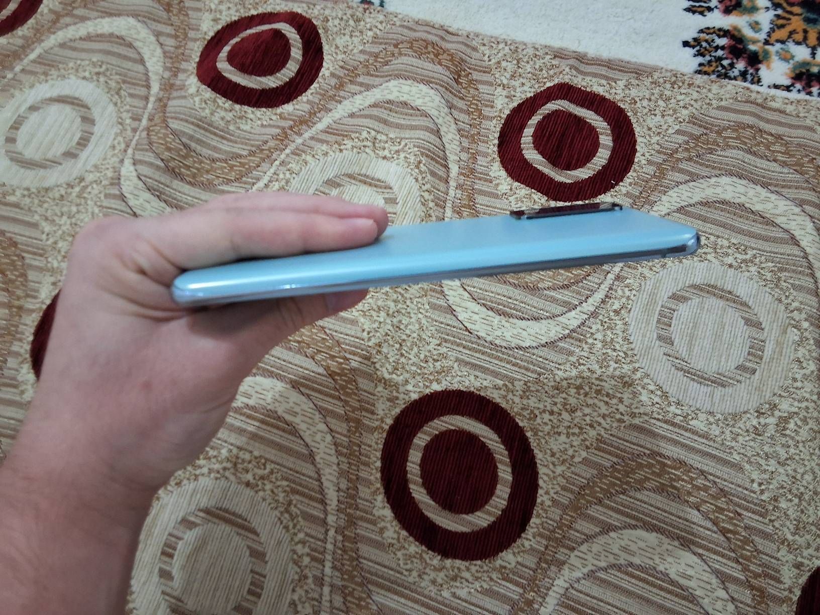 Solved: Telefonun arka kapağında batarya şişmesi gibi bir ... - Page 2 ...