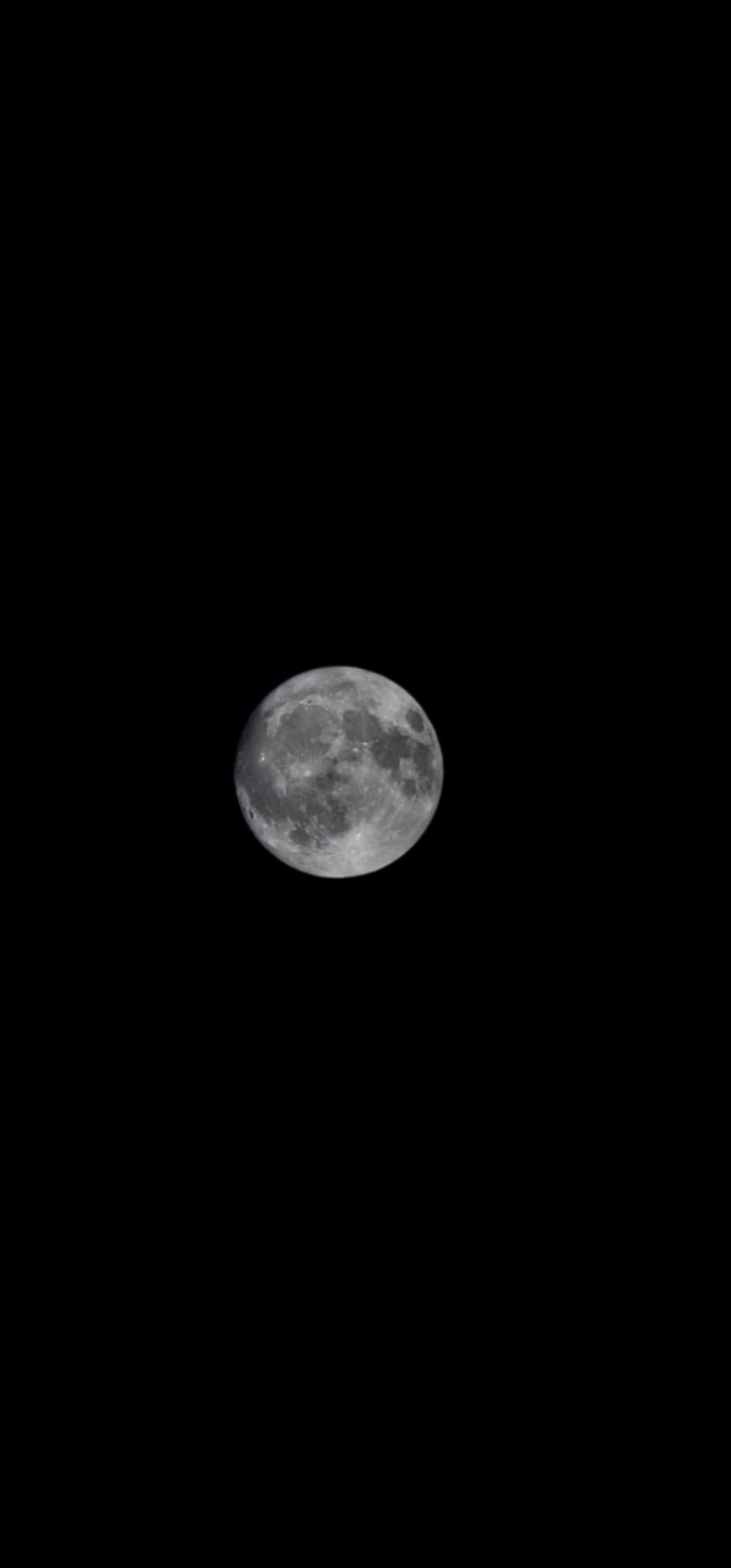 Moon Shot in Night Mode - Samsung Members