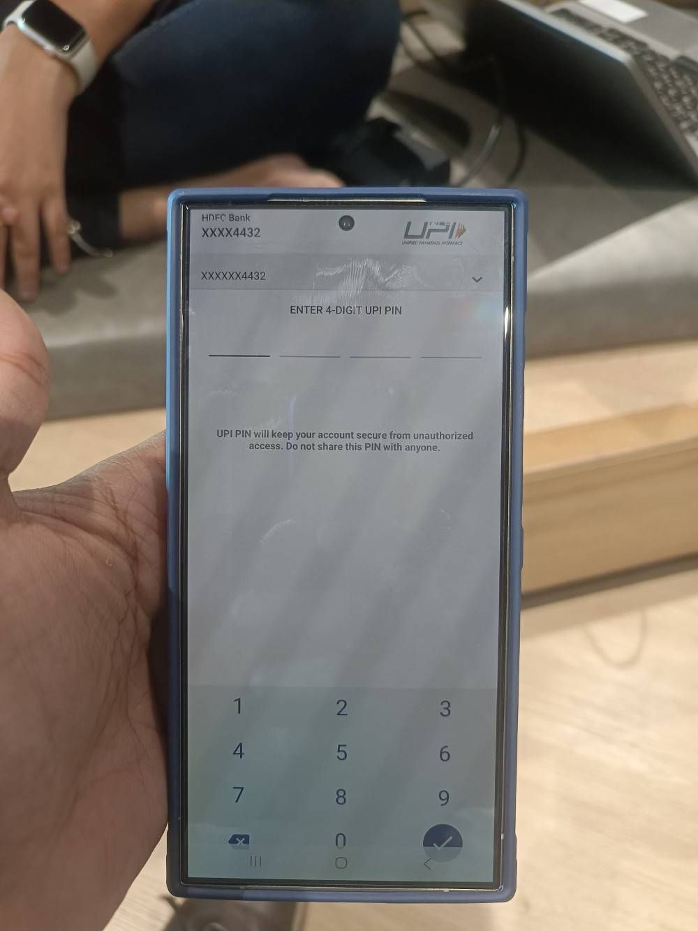 UPI PIN screen is overlapping with notification ba... - Samsung Members