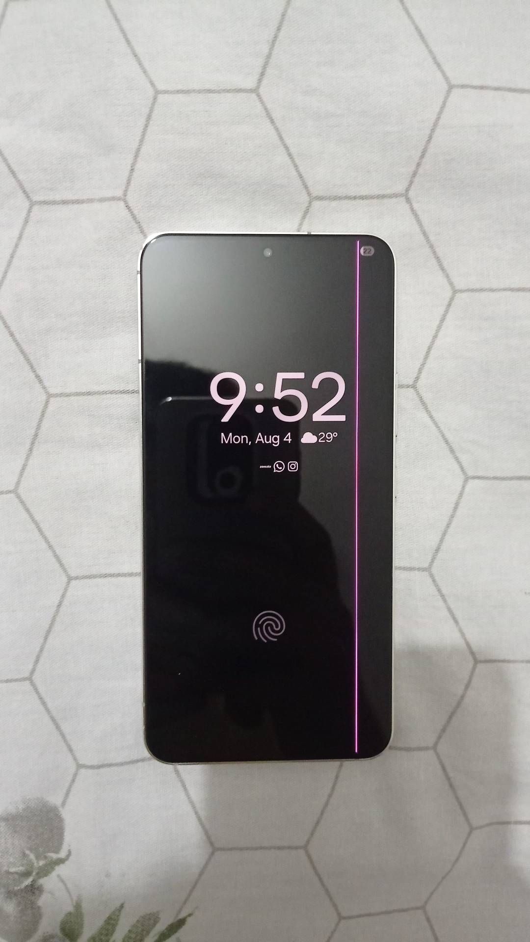 Pink line issue Galaxy S22 - Samsung Members