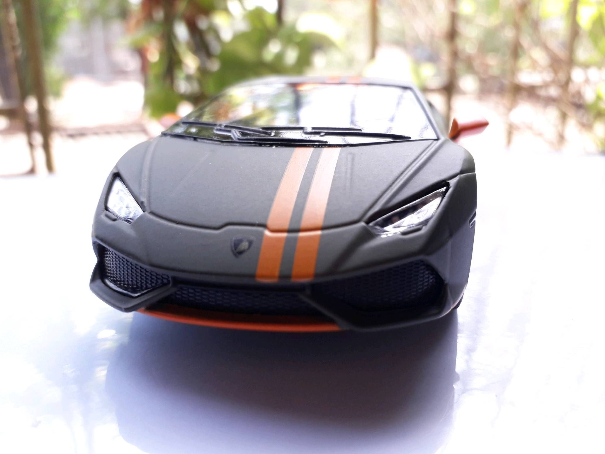 Some More Pro Mode Shots Of My 2nd Miniature Lambo... - Samsung Members
