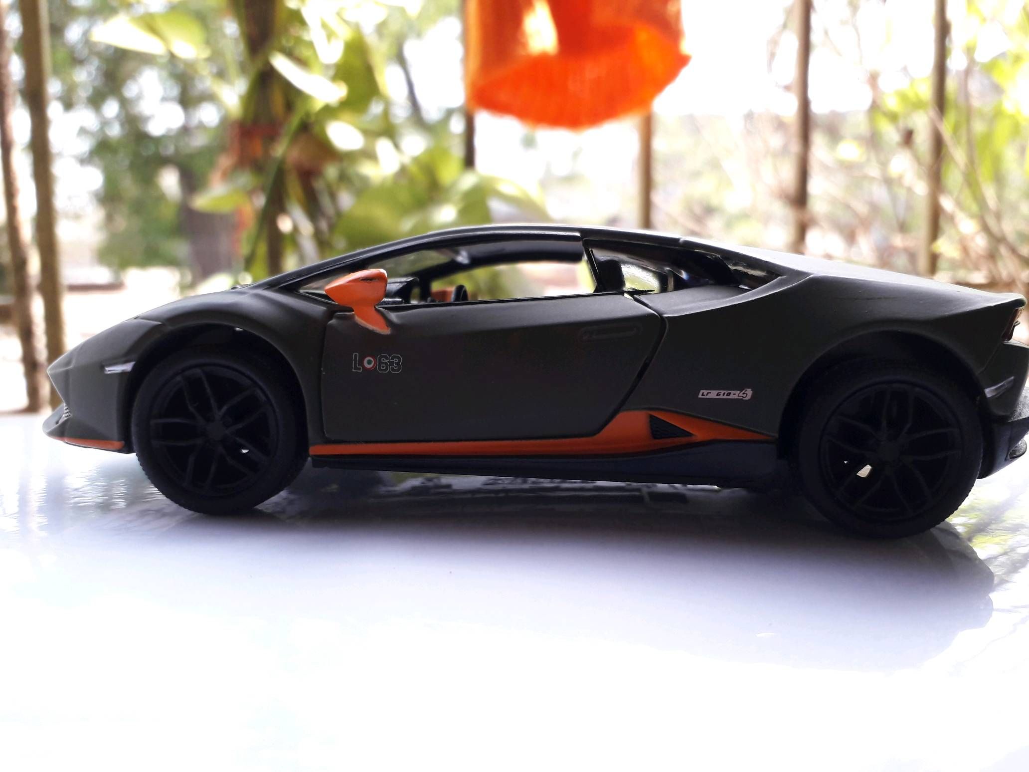 Some More Pro Mode Shots Of My 2nd Miniature Lambo... - Samsung Members
